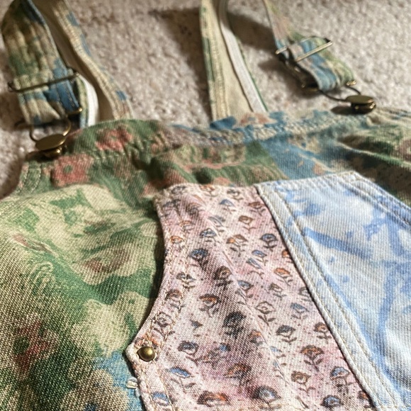 easel | Jeans | Patchwork Overalls With Floral Patterns Mindy Maes ...